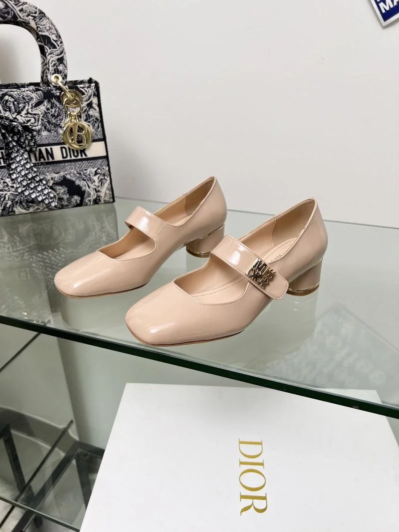 Bargain Christian Dior Heeled Shoes