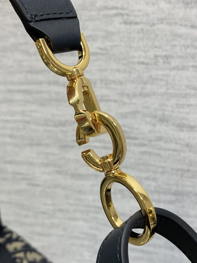 1:1 copy Christian Dior Hobo Bags