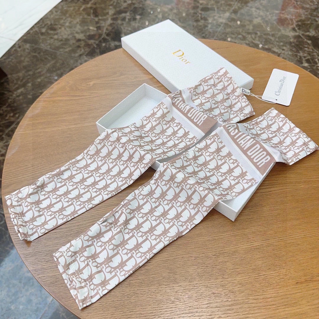 Brand-authenticated Christian Dior Ice Silk Sleeves