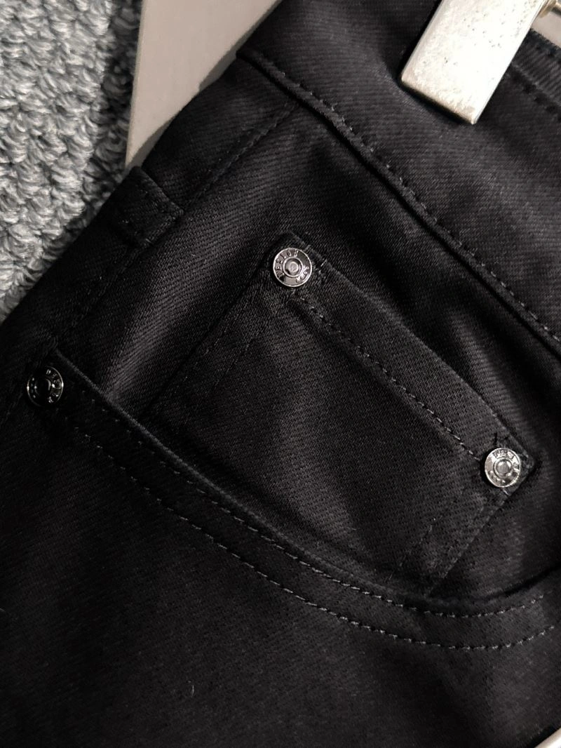 Accurate model Christian Dior Jeans