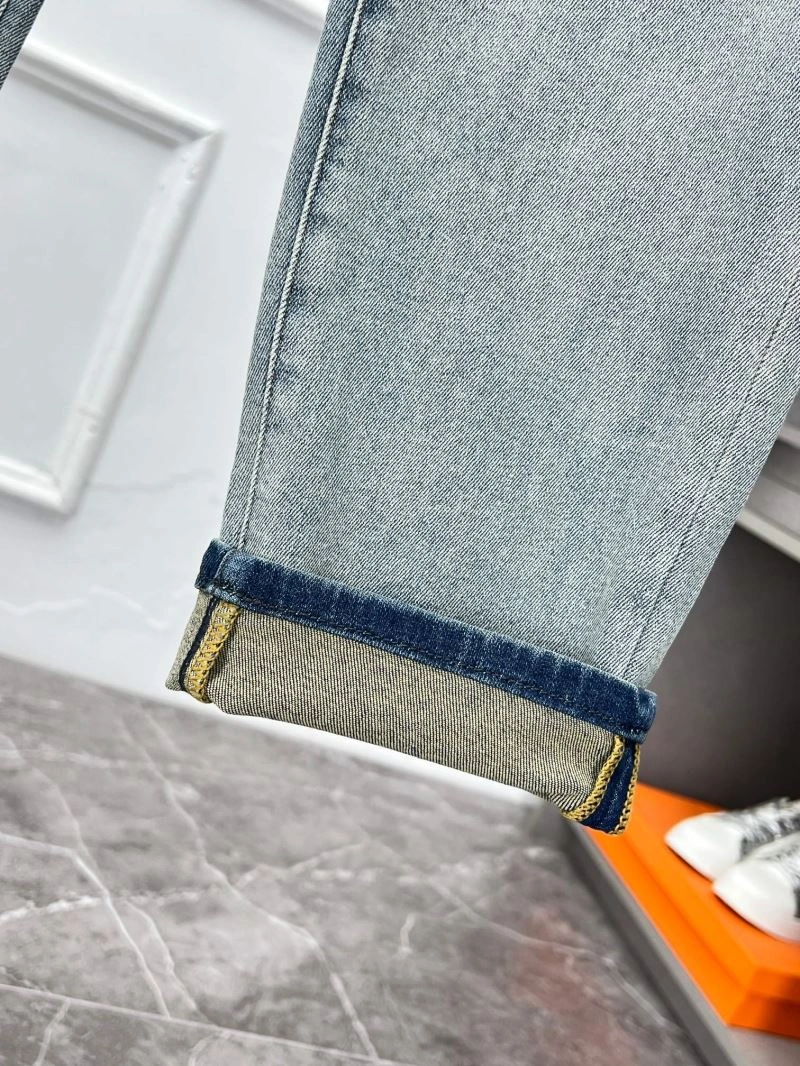 Low-cost Christian Dior Jeans