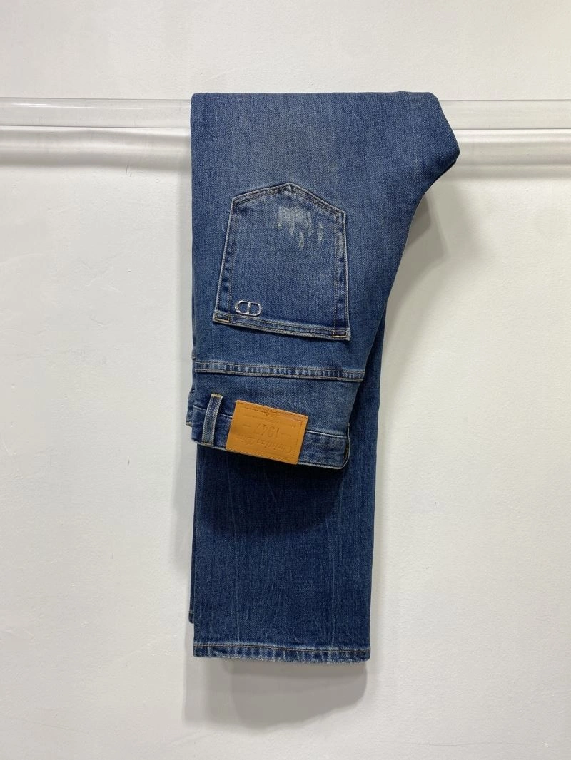 Accurate model Christian Dior Jeans