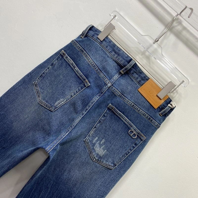 Accurate model Christian Dior Jeans