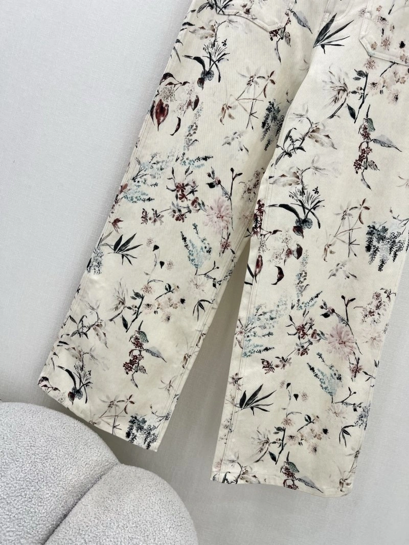 Accurate model Christian Dior Jeans