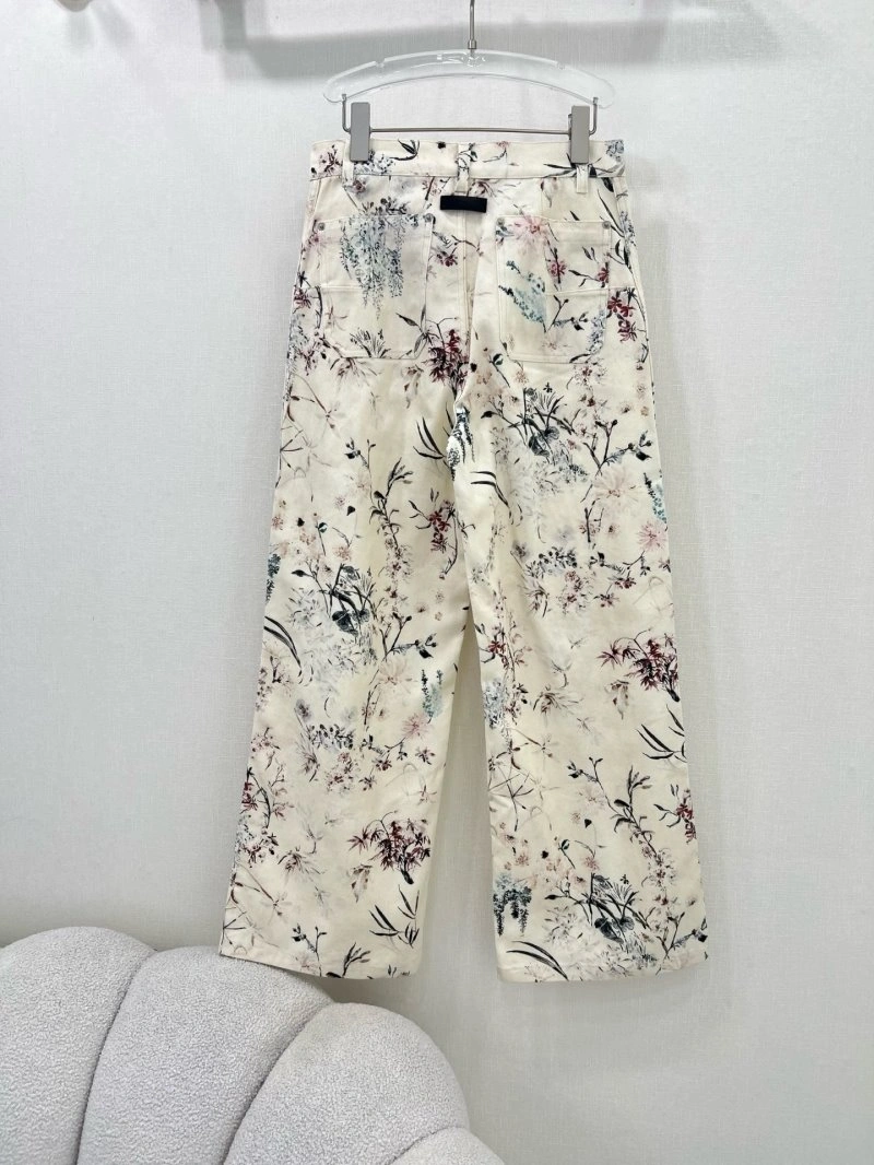 Accurate model Christian Dior Jeans