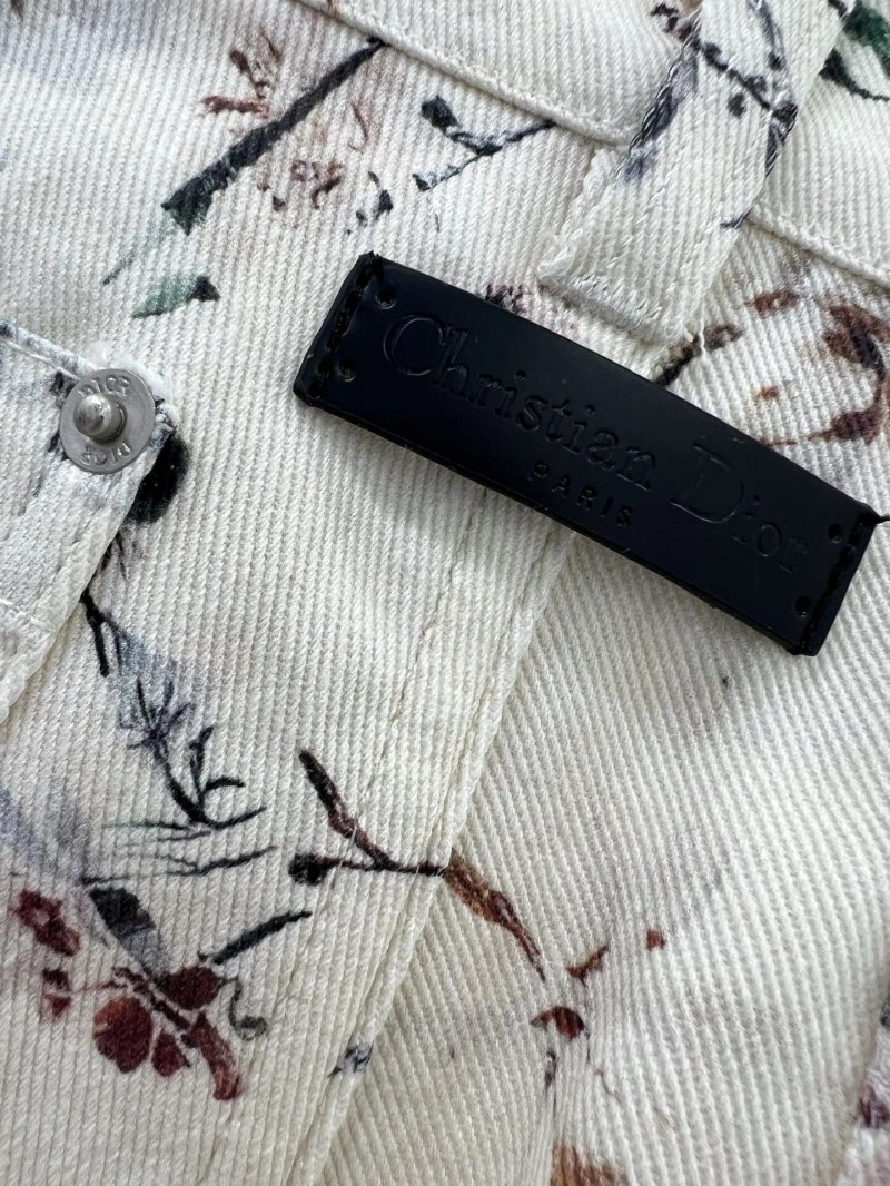 Accurate model Christian Dior Jeans