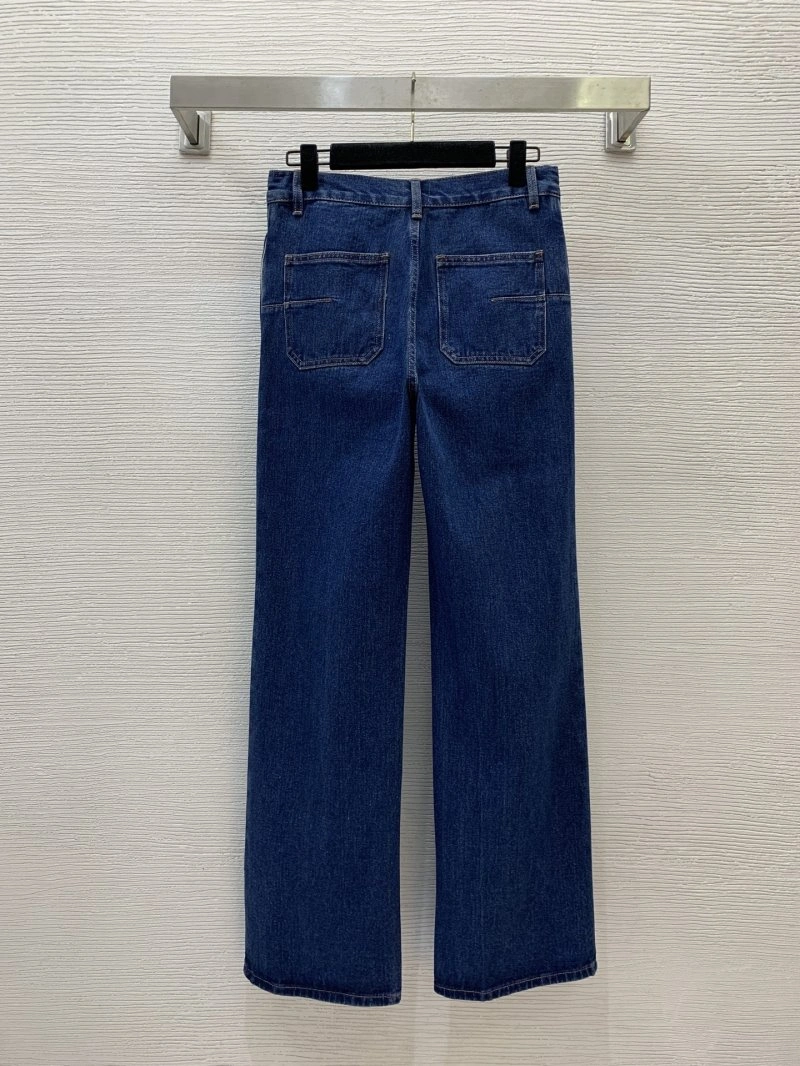 Accurate model Christian Dior Jeans