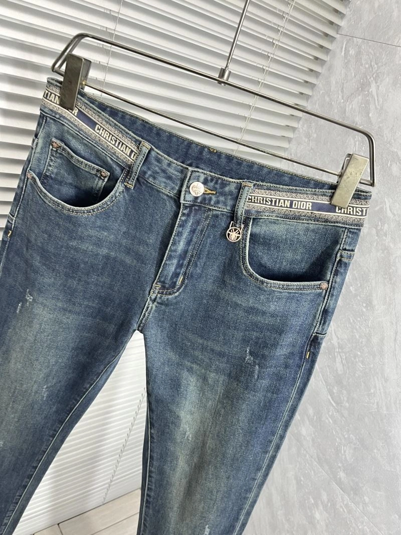 Accurate model Christian Dior Jeans