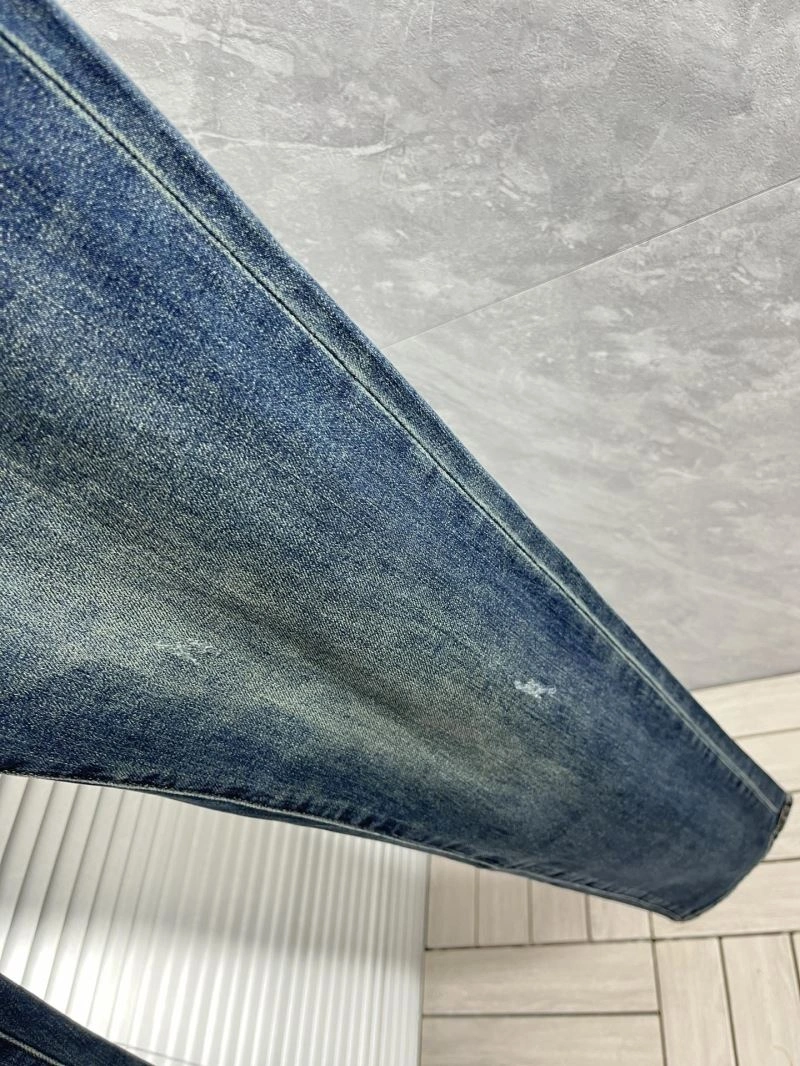 Accurate model Christian Dior Jeans