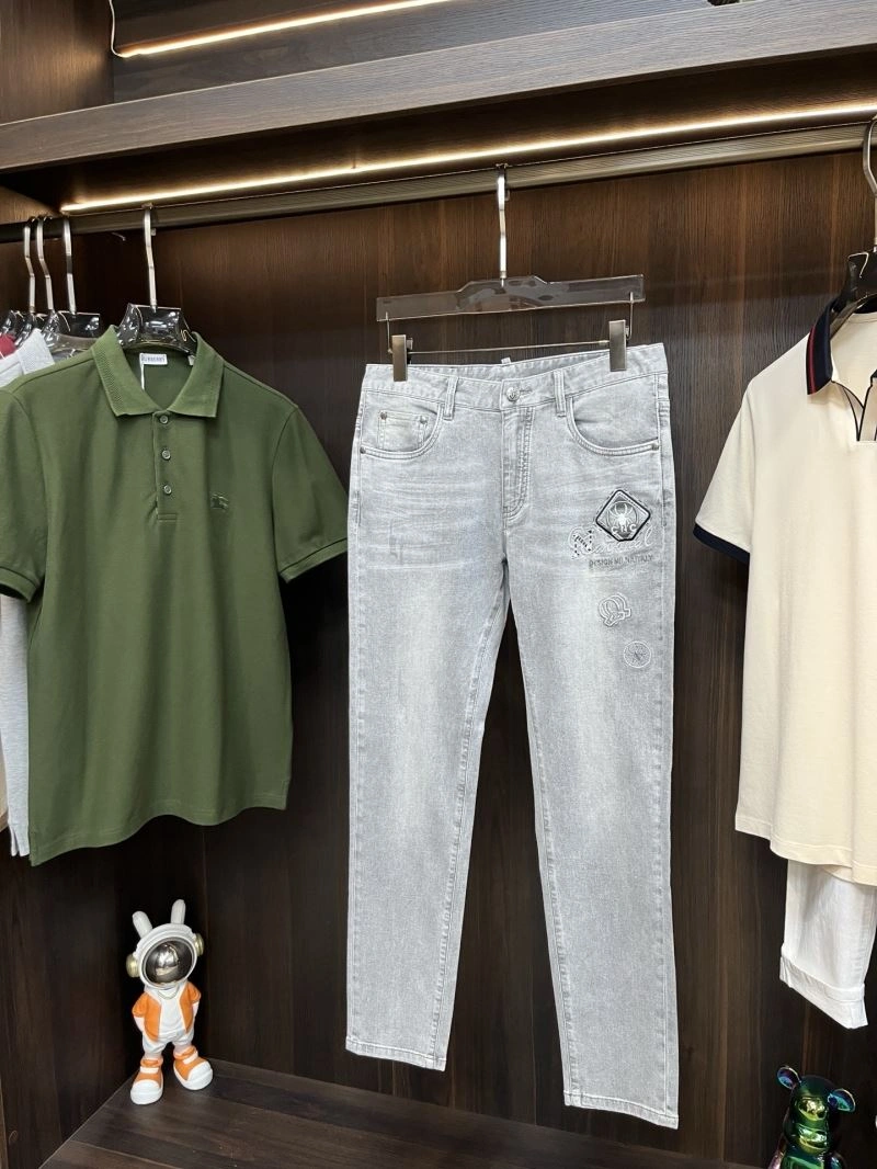 Affordable Christian Dior Jeans