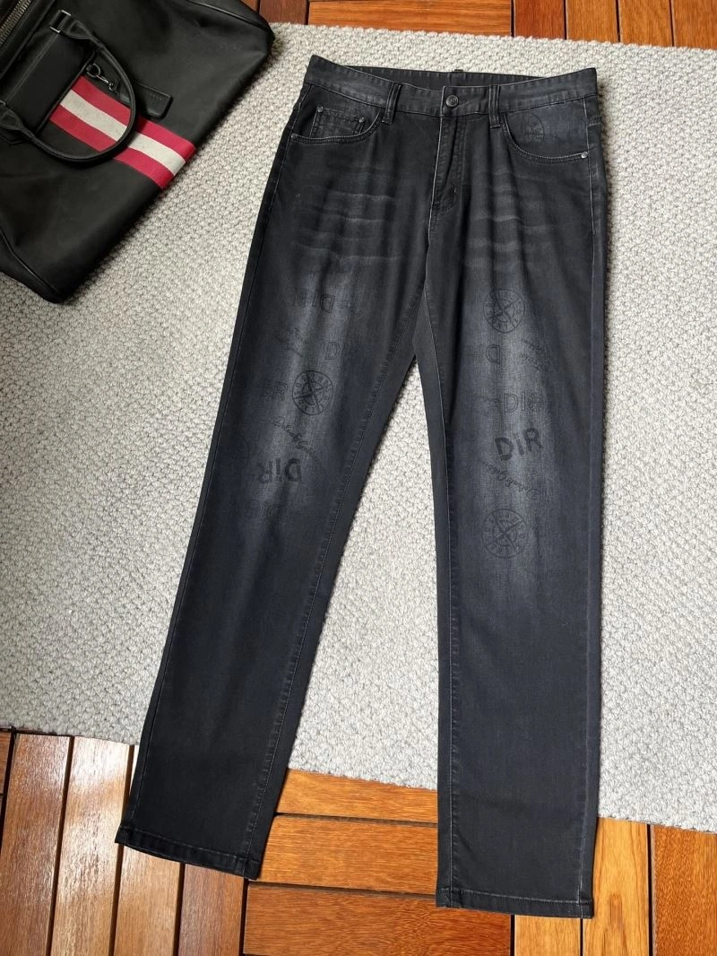 Low-cost Christian Dior Jeans