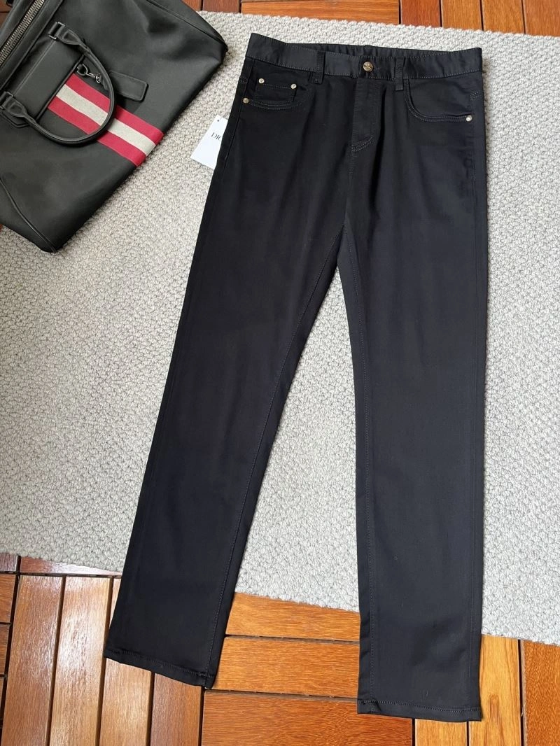 Value-priced Christian Dior Jeans