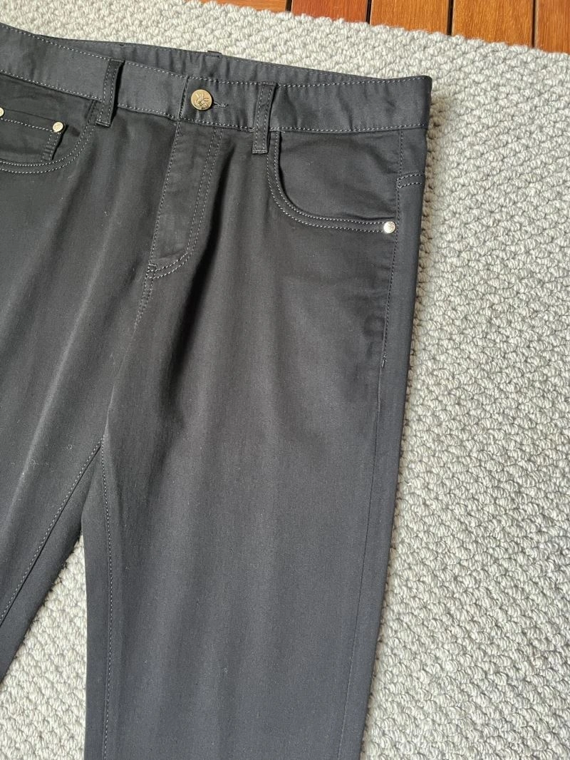 Value-priced Christian Dior Jeans