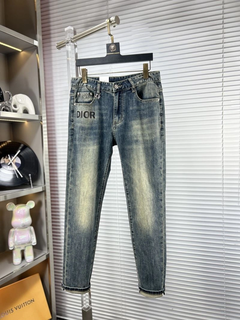 Low-cost Christian Dior Jeans