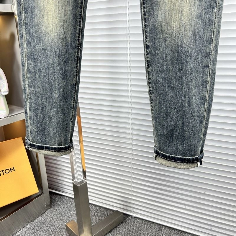 Low-cost Christian Dior Jeans