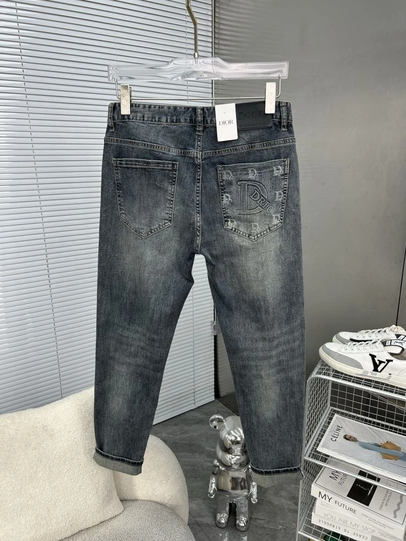 Accurate model Christian Dior Jeans