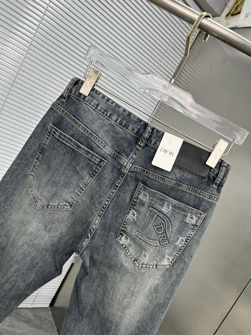 Accurate model Christian Dior Jeans
