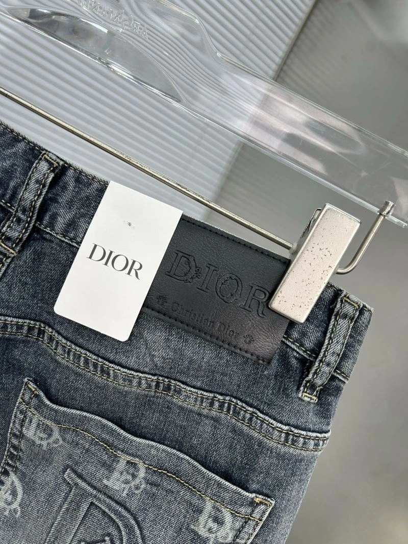 Accurate model Christian Dior Jeans