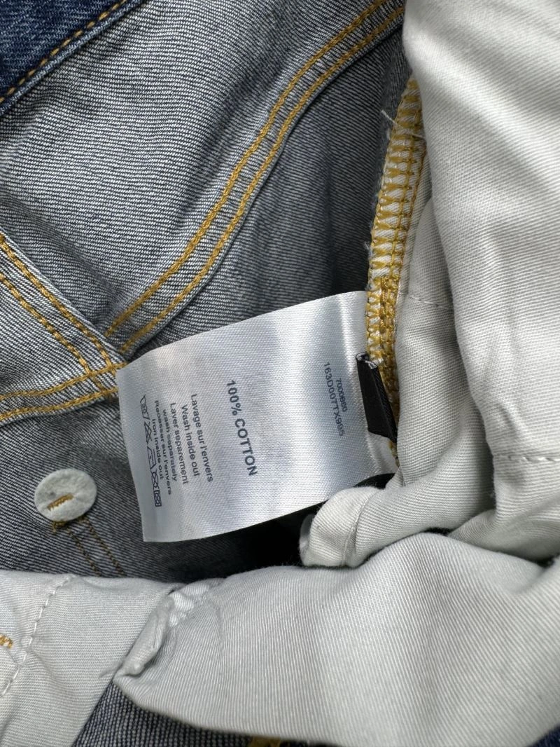 Accurate model Christian Dior Jeans
