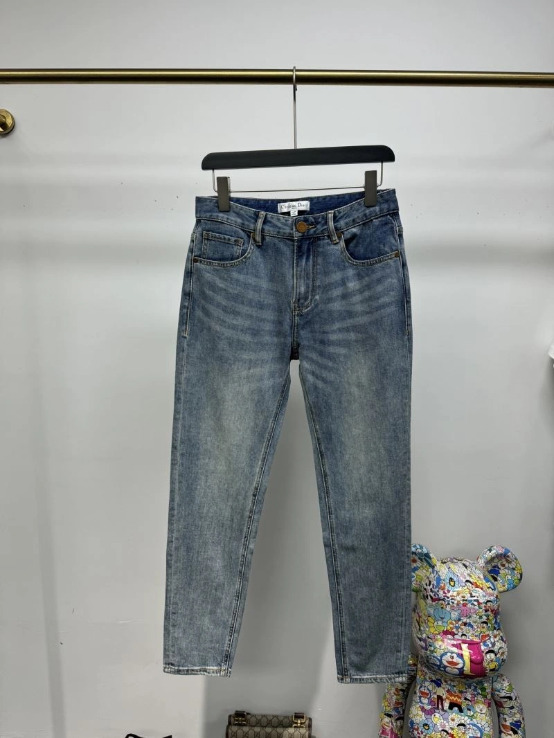 Accurate model Christian Dior Jeans