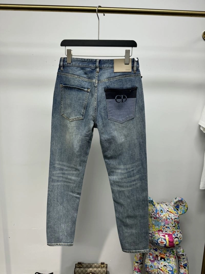 Accurate model Christian Dior Jeans