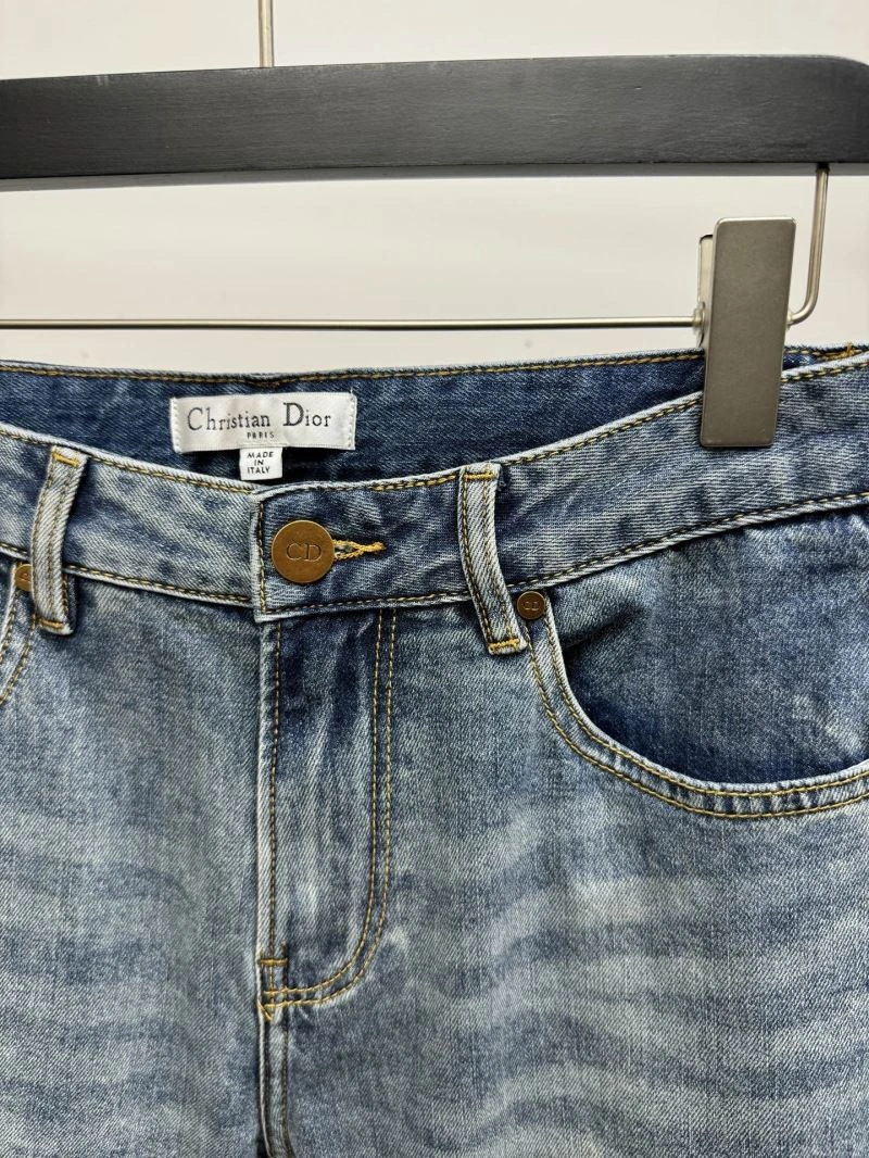 Accurate model Christian Dior Jeans