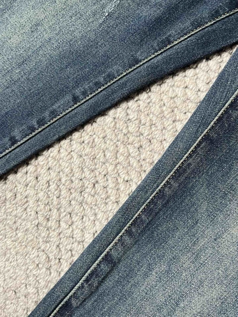 Accurate model Christian Dior Jeans