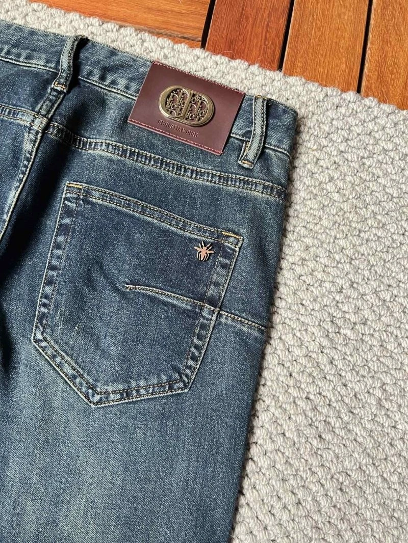 Accurate model Christian Dior Jeans