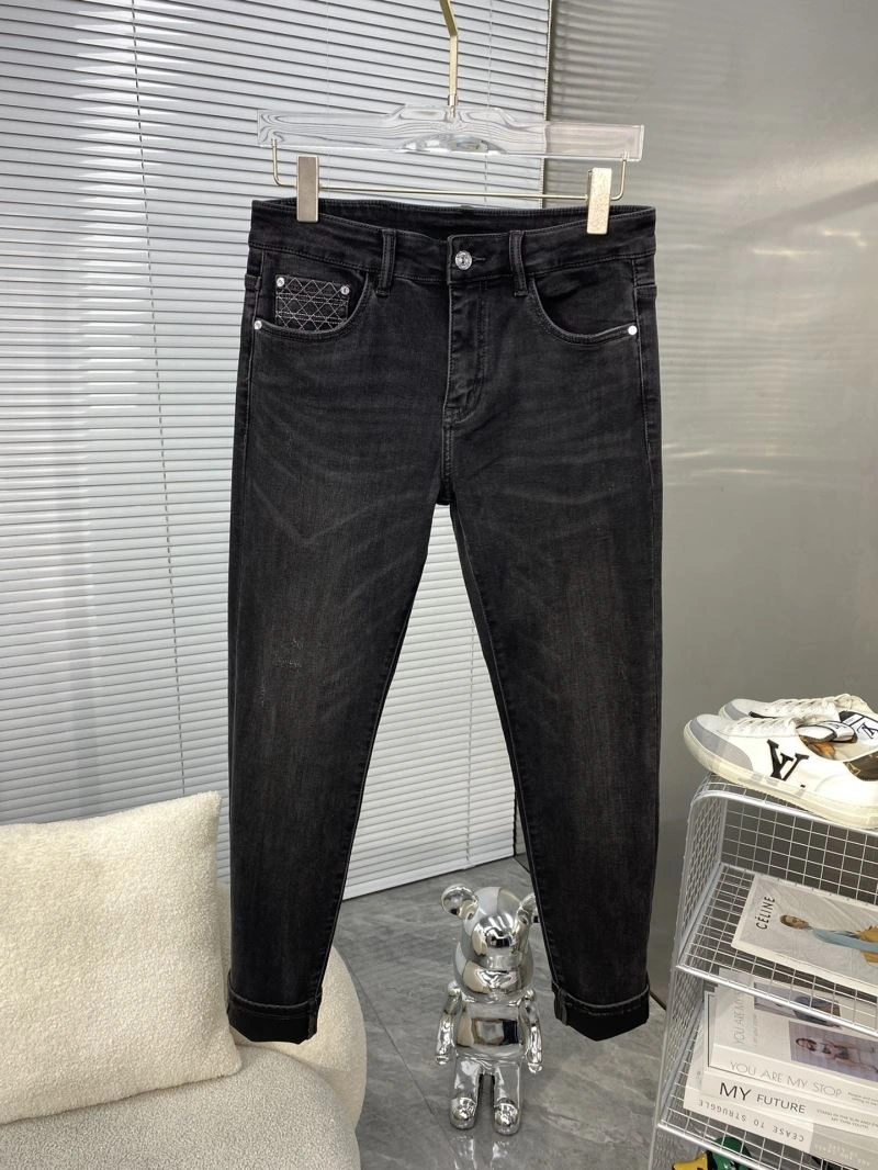 Accurate model Christian Dior Jeans