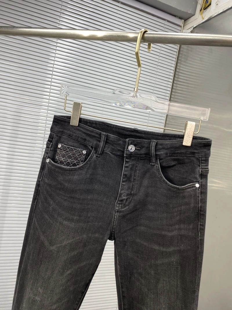 Accurate model Christian Dior Jeans