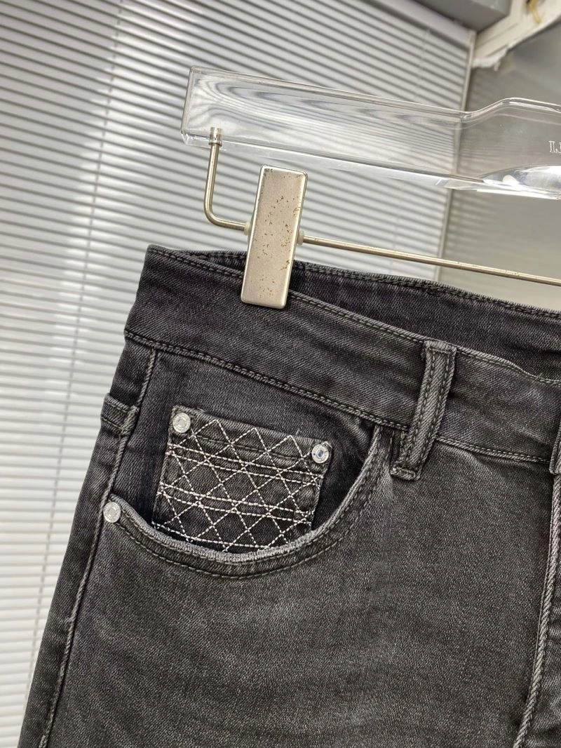Accurate model Christian Dior Jeans