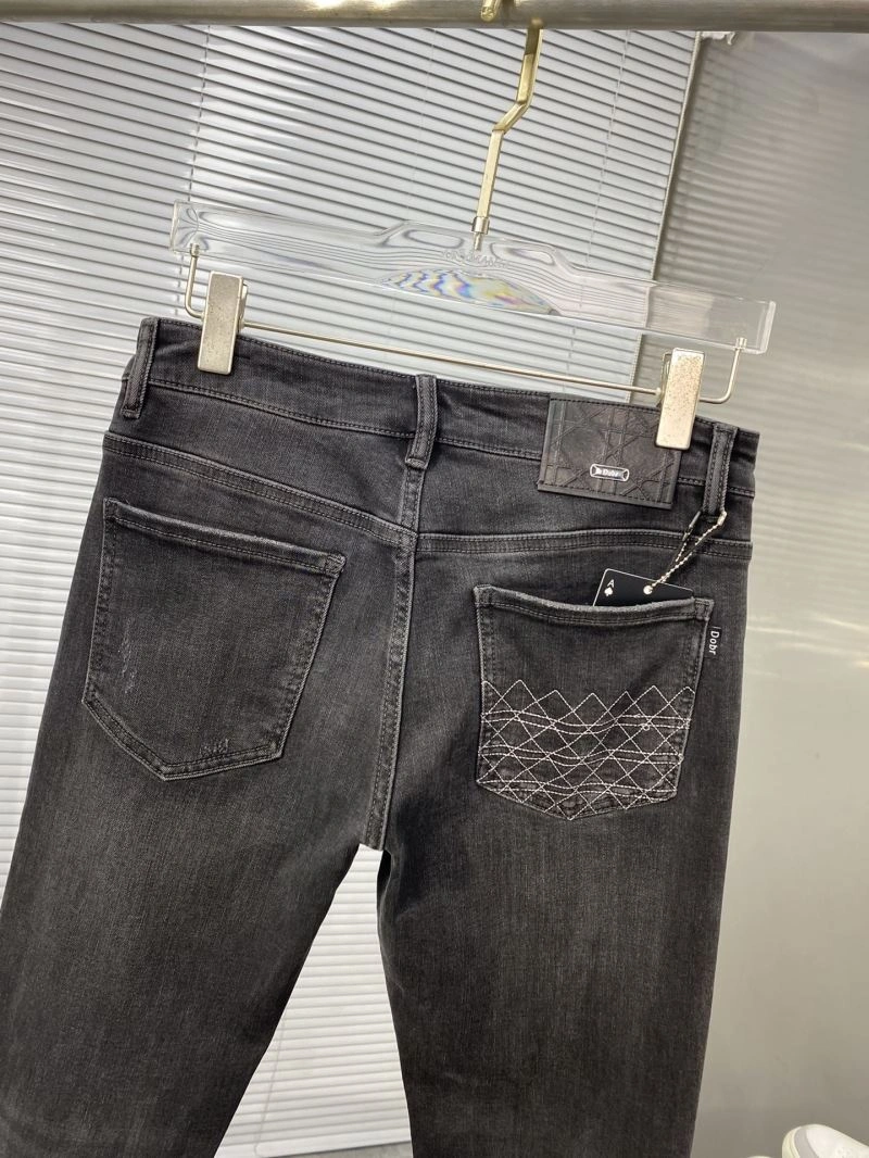 Accurate model Christian Dior Jeans