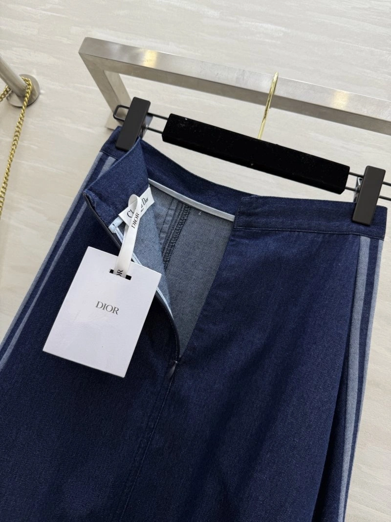 Reasonably priced Christian Dior Jeans