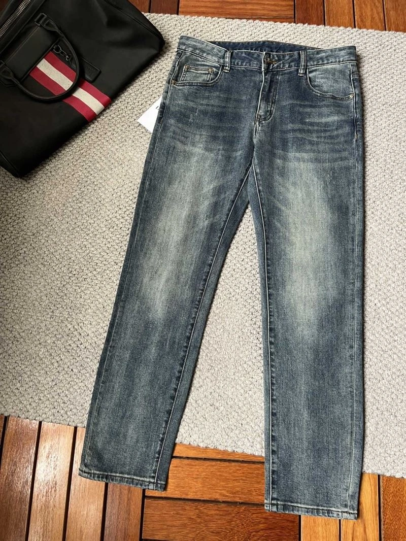Cut-rate Christian Dior Jeans
