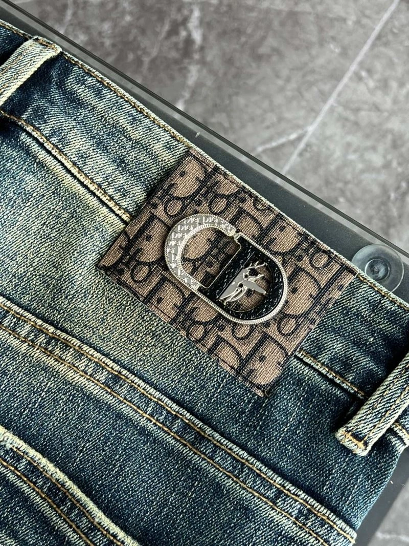 Low-cost Christian Dior Jeans