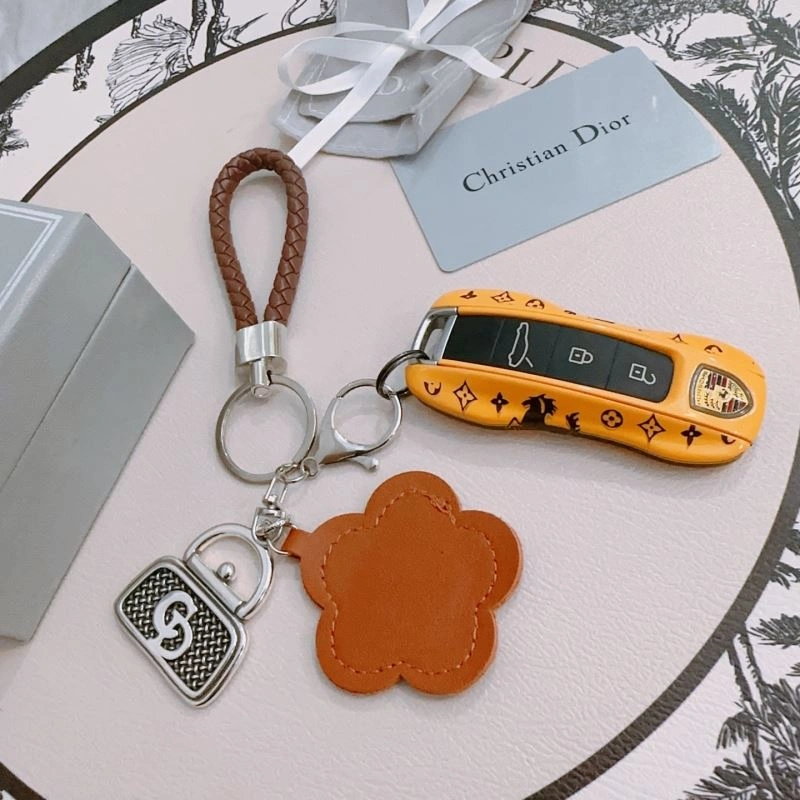 Top mirror Christian Dior Keychains