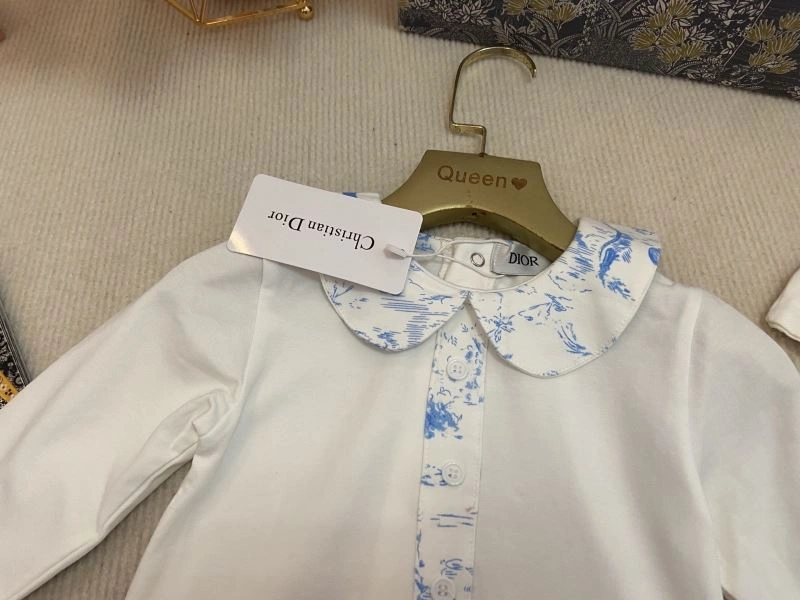 Accurate model Christian Dior Kids