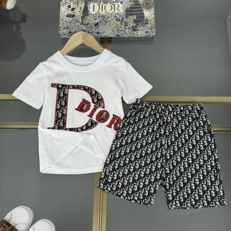 Accurate model Christian Dior Kids