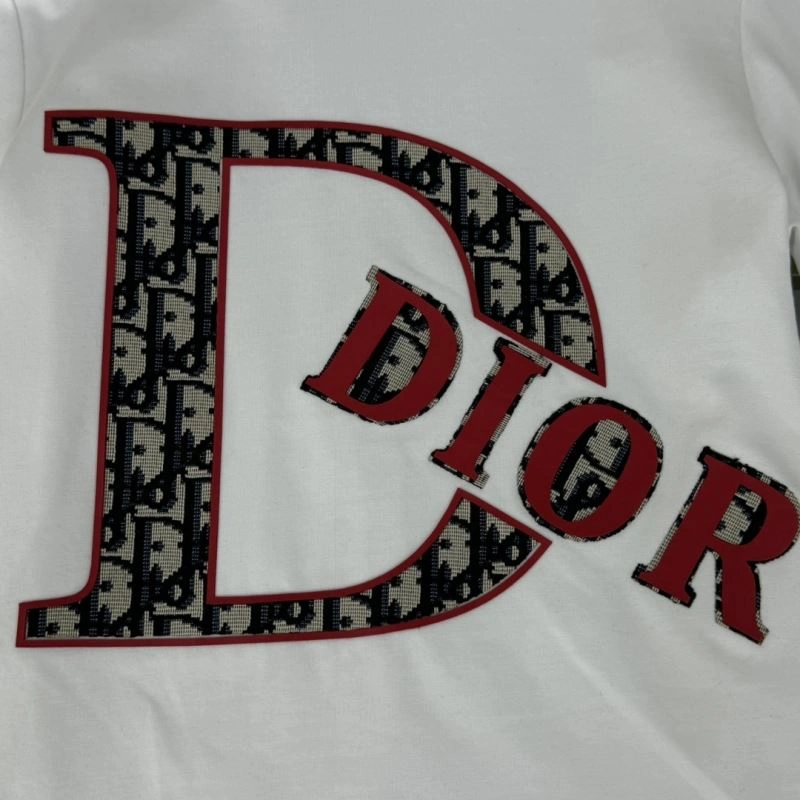 Accurate model Christian Dior Kids