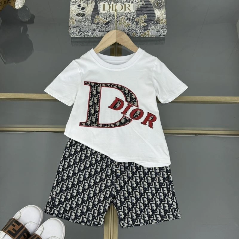 Accurate model Christian Dior Kids