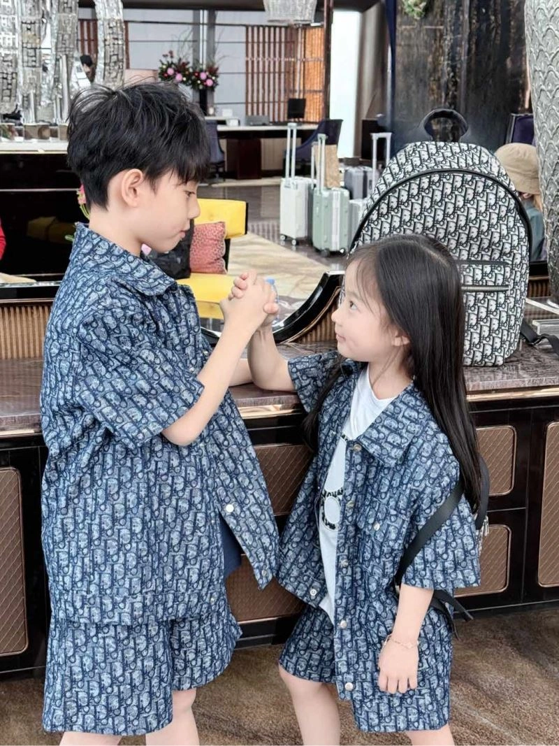 Low-cost Christian Dior Kids
