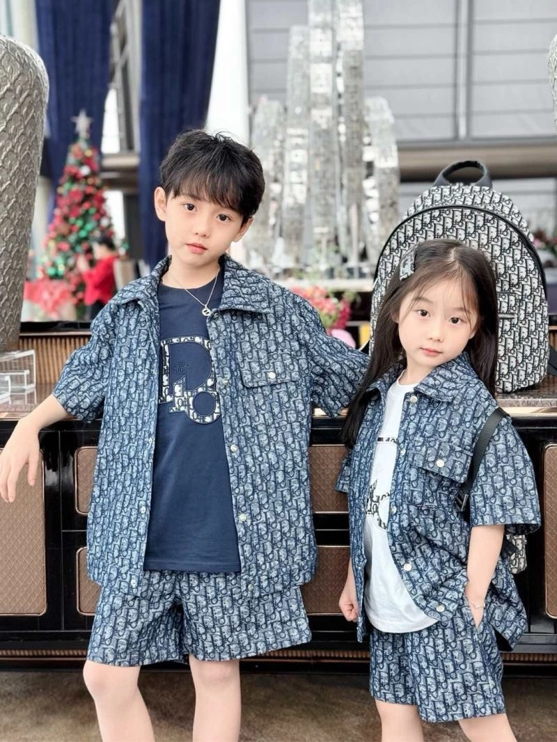Value-priced Christian Dior Kids