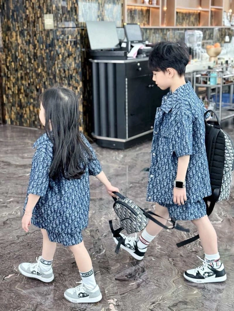 Value-priced Christian Dior Kids