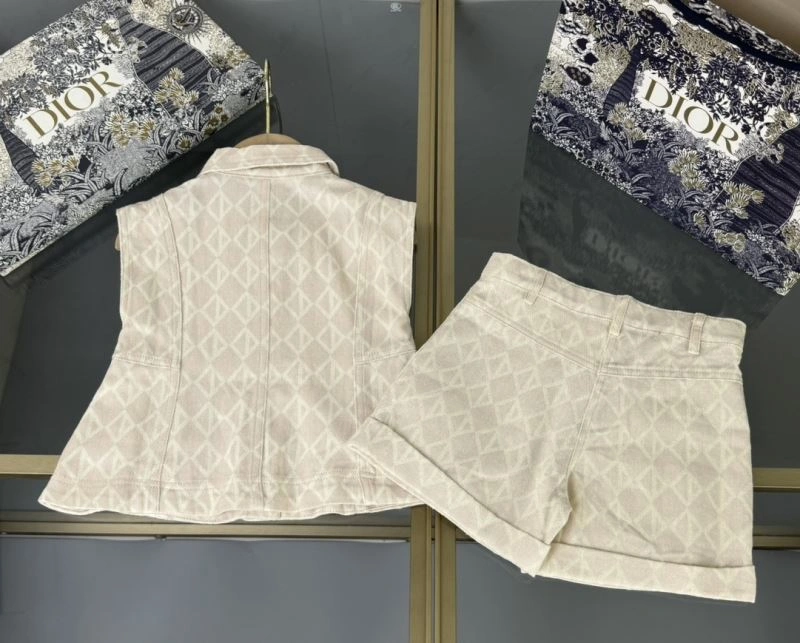 Reasonably priced Christian Dior Kids