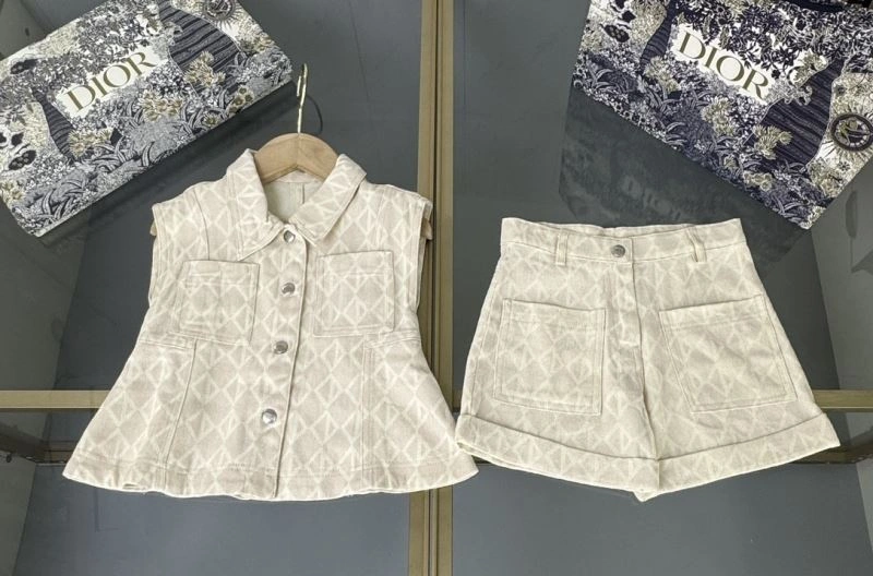 Reasonably priced Christian Dior Kids