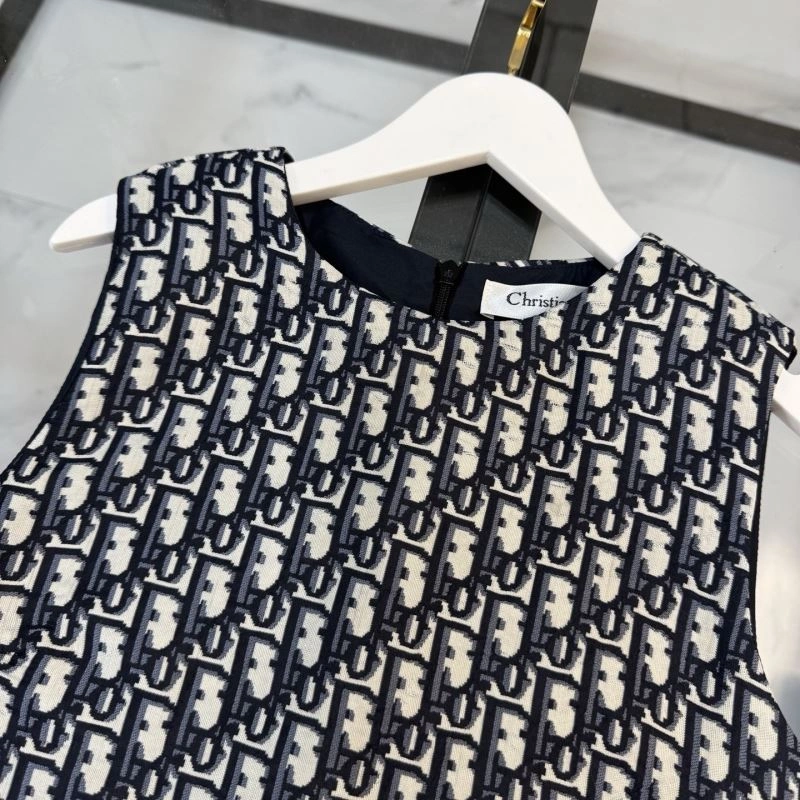 Indistinguishable Christian Dior Kids