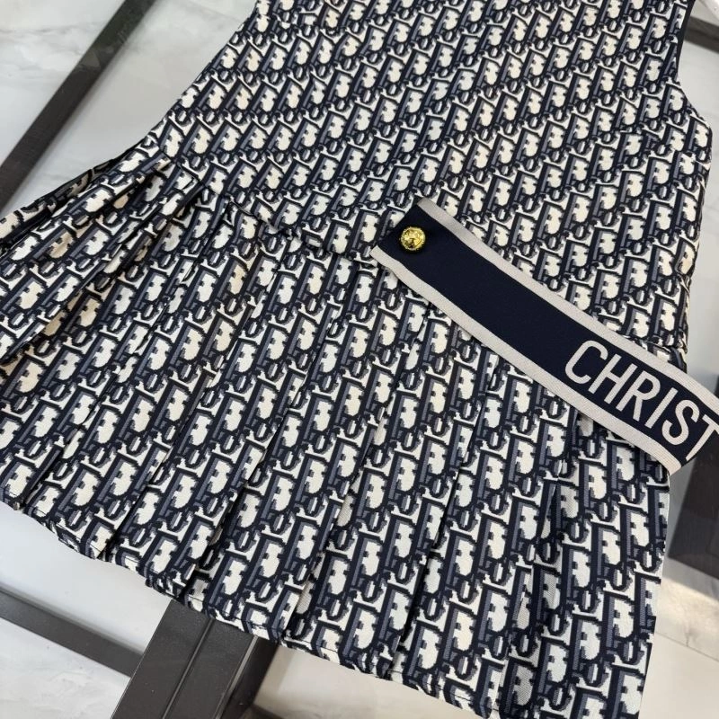 Indistinguishable Christian Dior Kids