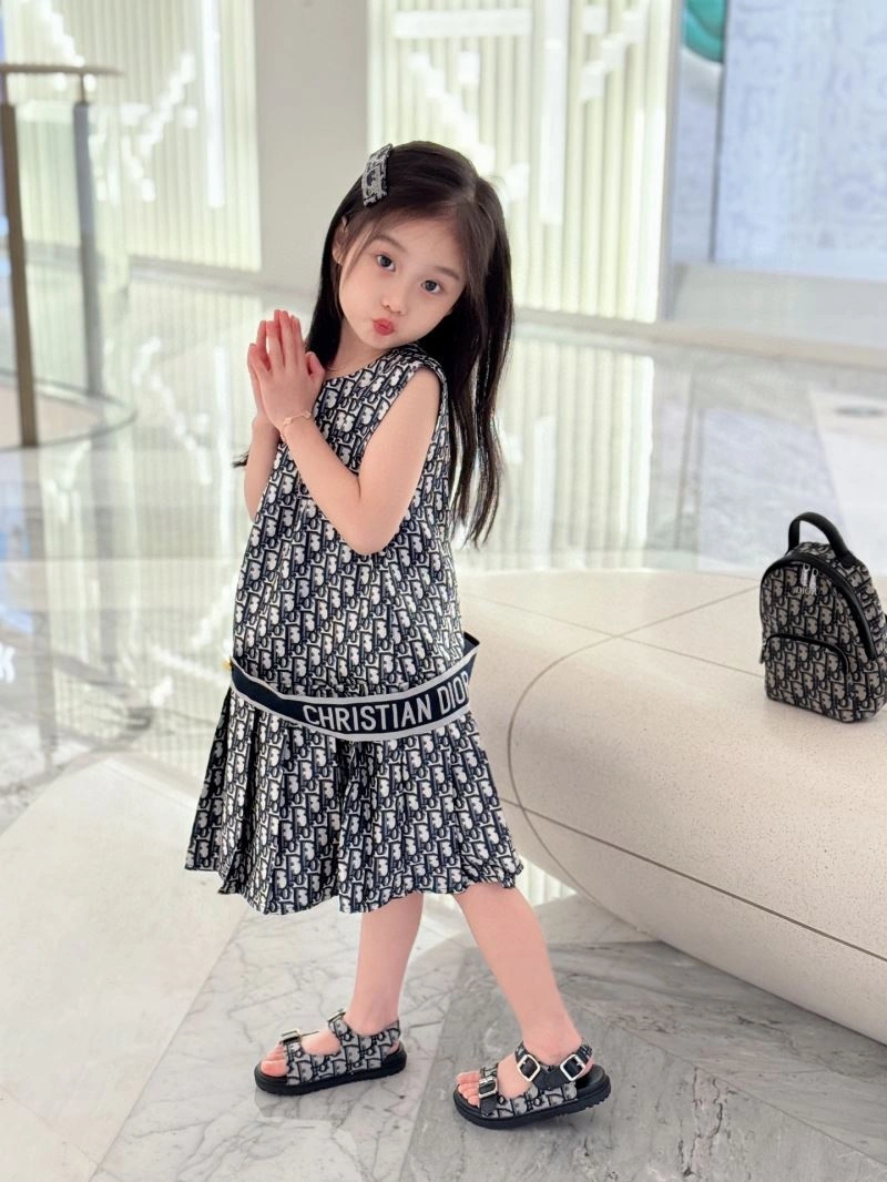 Indistinguishable Christian Dior Kids