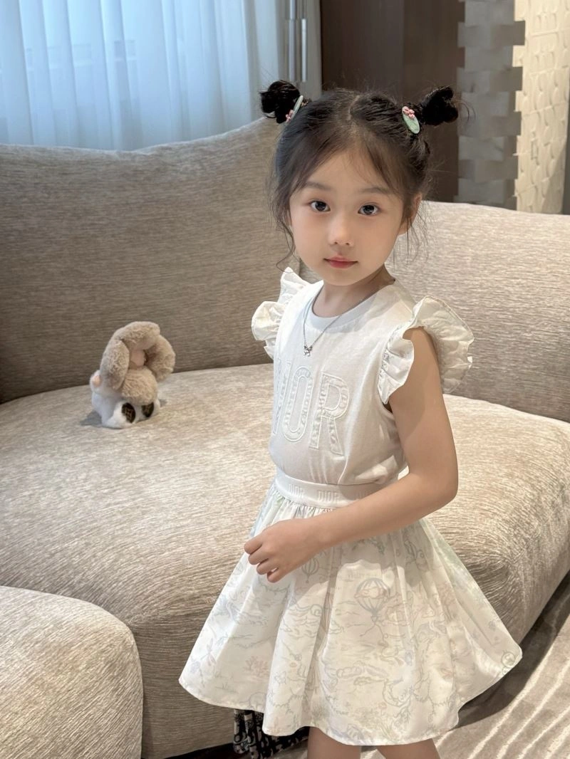 Bargain Christian Dior Kids