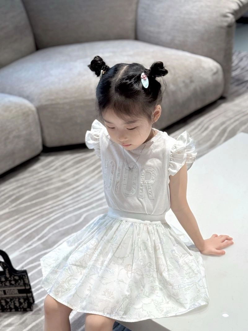 Bargain Christian Dior Kids